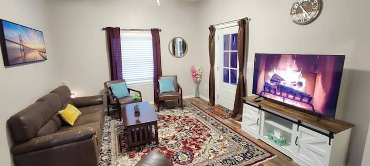 Downtown Charm Two Bedroom Home In Noblesville Dt - Noblesville, IN