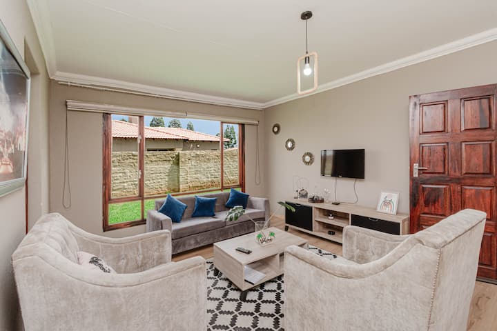 Private Furnished Home Long Stays | Henley On Klip - Meyerton