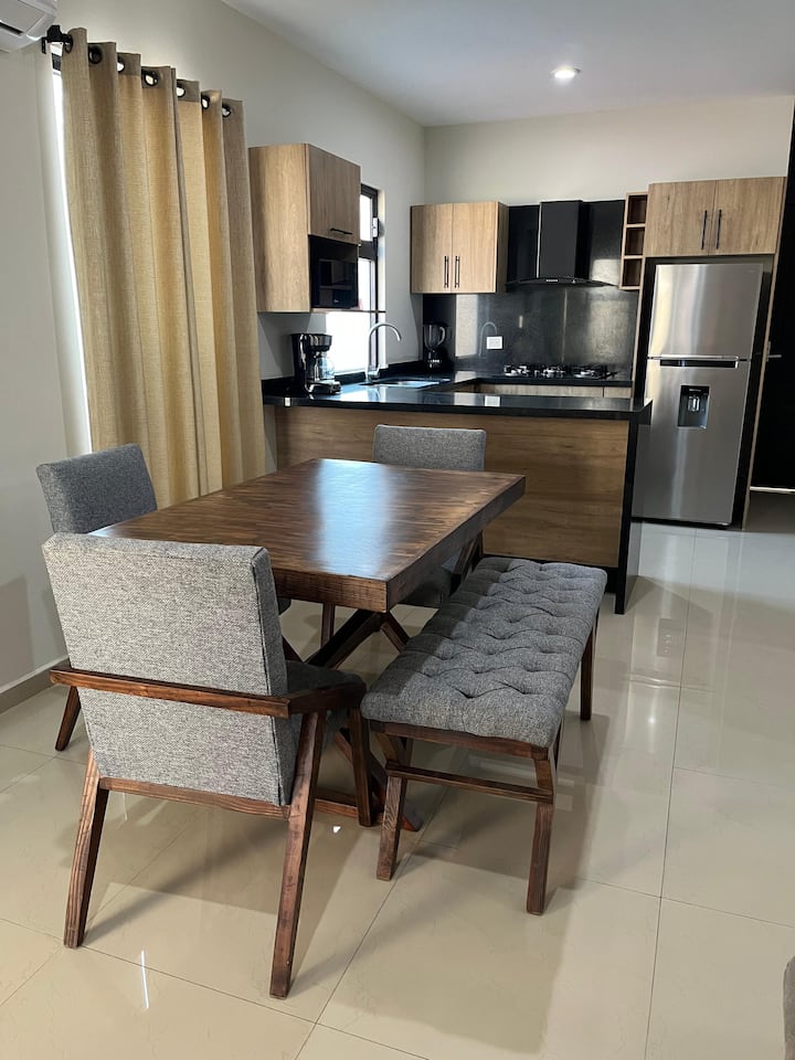 Bonito Departamento A Pasos Del Acuario Y Malecón - Mazatlán