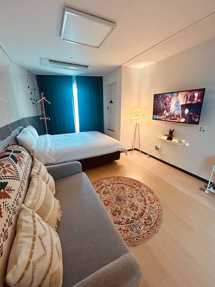 #속초해변바로앞#속초아이#깨끗한숙소#4인가능#커플가족#바다서프할인#인스타맛집도보가능 - Sokcho-si