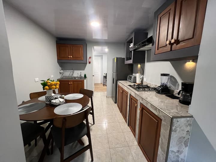 Modern 2br • Wi-fi, Ac & Parking – San Salvador - San Salvador