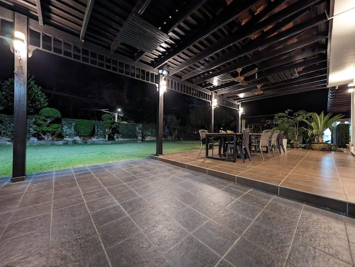 D'garden Cottage With Big Field - Kluang