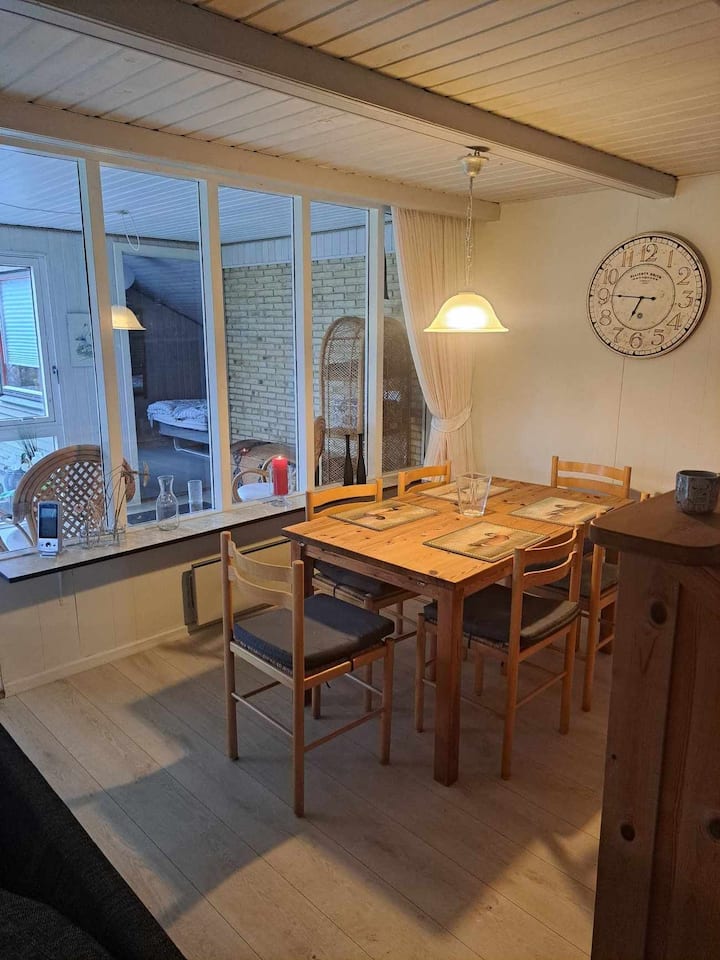 Sommerhus Tæt På Vand - Thorsminde