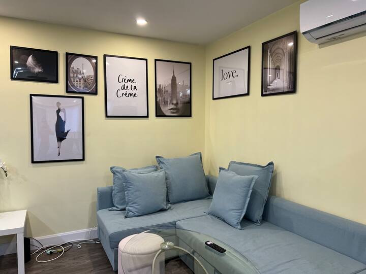 2br Near Montreal Fr W/parking - Montreal