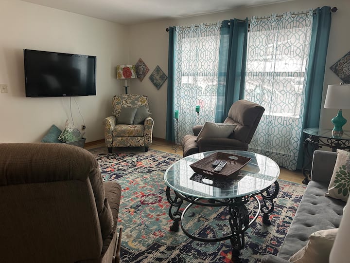 John Street 3 Bedroom - Montpelier