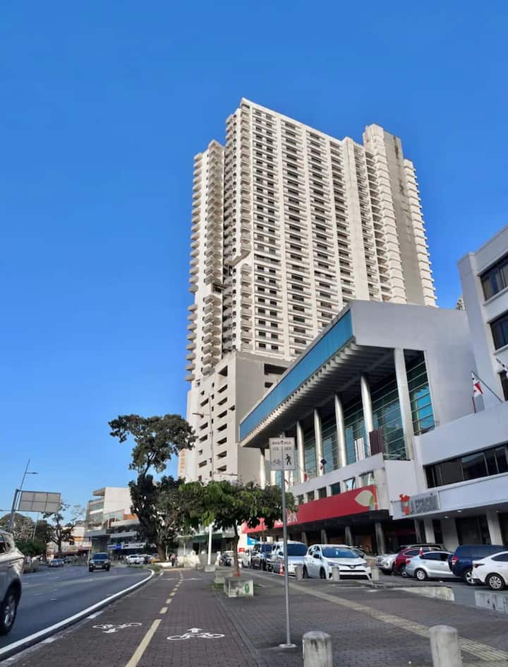 Céntrico Y Cómodo Apartamento - Panama City