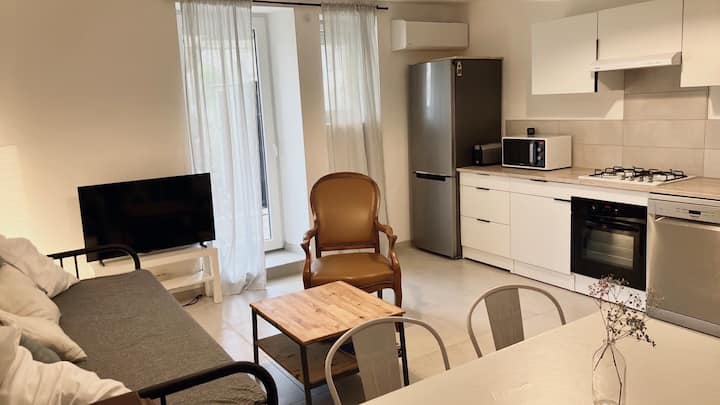T1 Bis, 40m2 Indépendant Tout éQuipé - Ambérieu-en-Bugey
