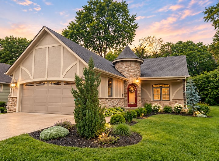 Spacious 3br/3ba | Near Ku Med & Downtown Kc - Kansas City, KS