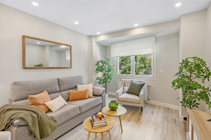 “Descubre La Magia De Granada En Este Apartamento” - Granada, Spain