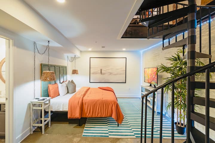 Cute 2level Loft;kingbed;parking - Richmond, VA