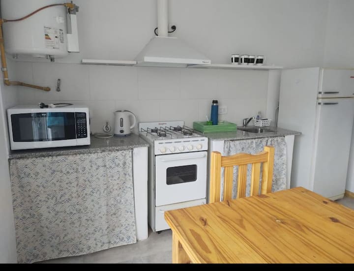 Casa Dos Dormitorios, Dos Baños. - Trenque Lauquen