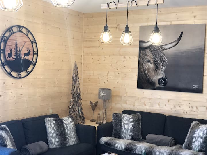 Chalet Roca
6/7 Personnes , 4 Lits, Wifi, Netflix - Dévoluy