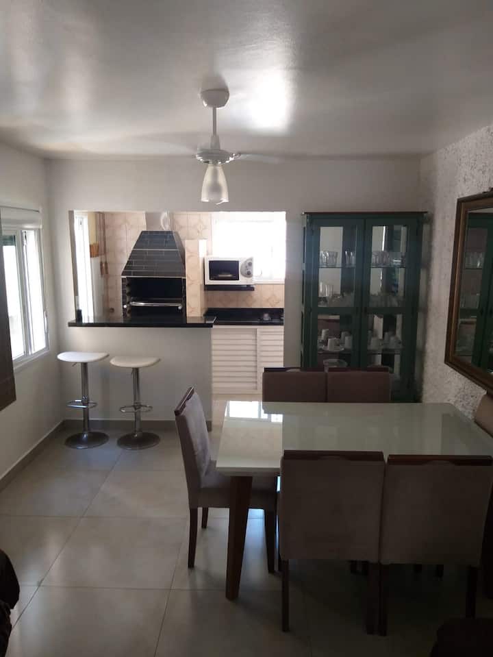 ÓTimo Apartamento Localizado No Centro
De Capão - Capão da Canoa