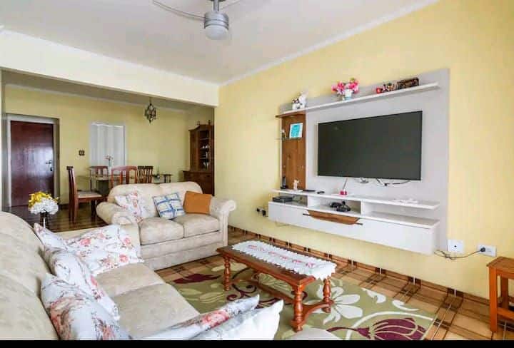 Apartamento Amplo Com Vista Mar No Canto Do Forte - Praia Grande