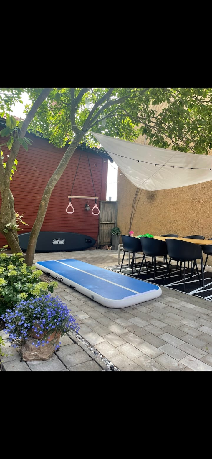 Unikt Hus Från Tidigt 1800-tal I Hjärtat Av Kalmar - Kalmar