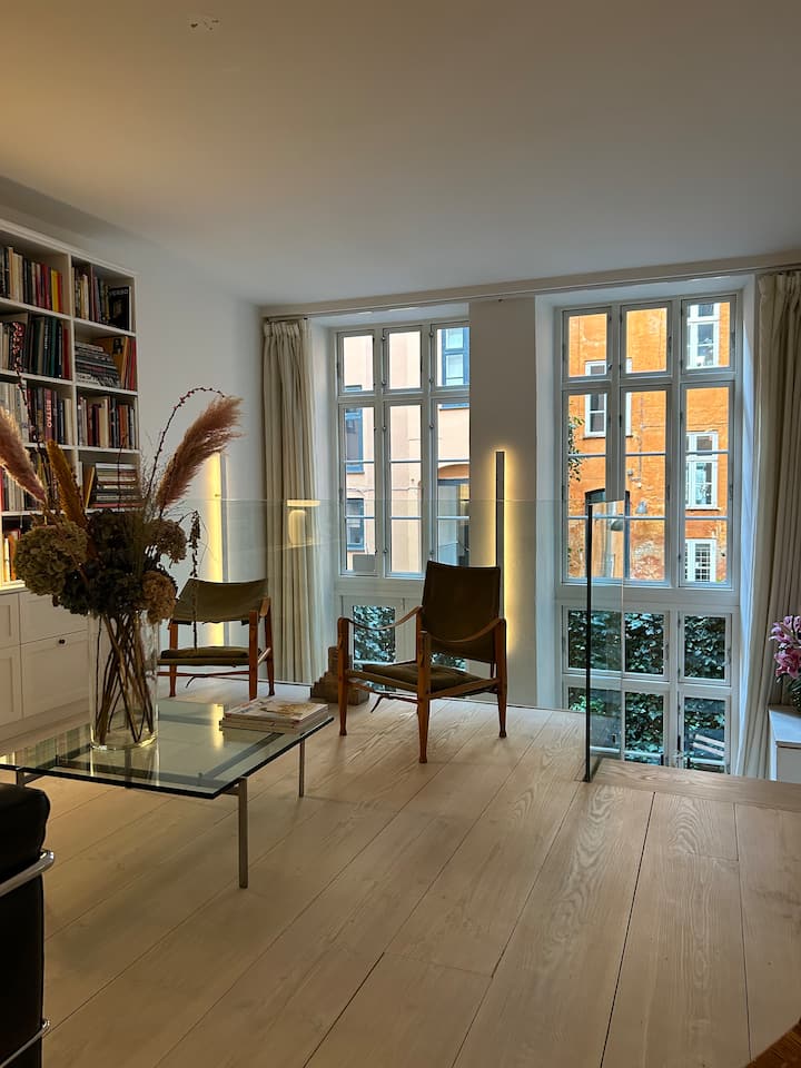 Classic & Chic Duplex In The Heart Of Copenhagen - Copenhague