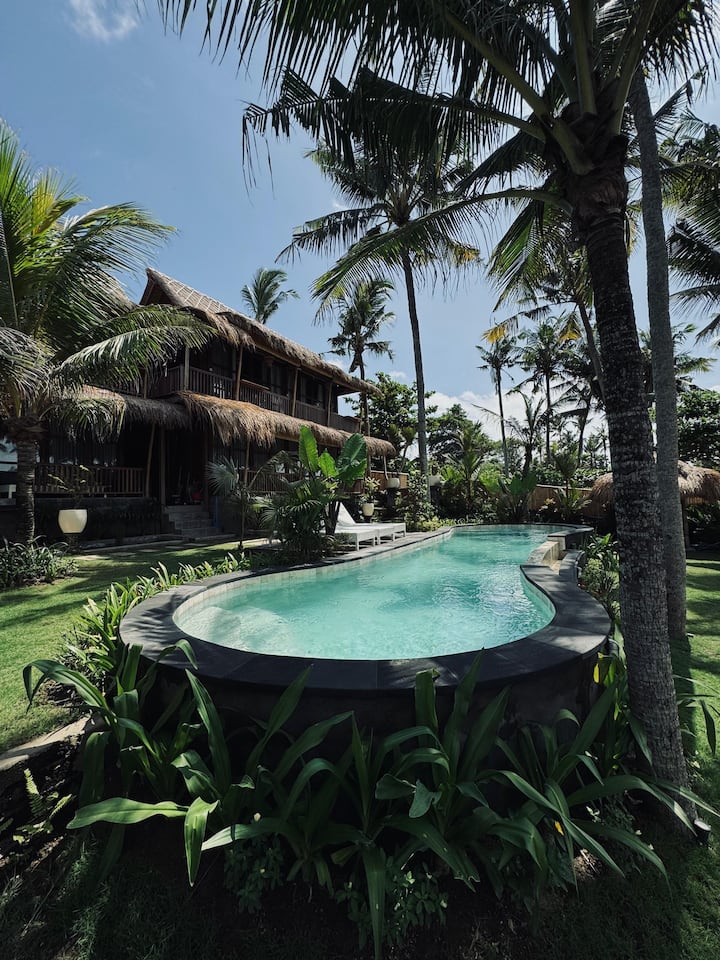 Uma Pantai Seseh - Indonesia