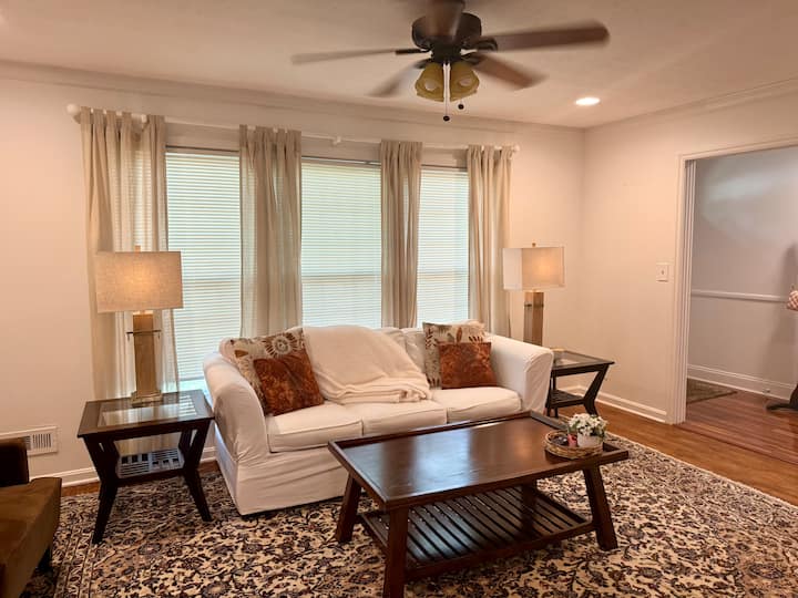Professional Serenity Suites - Anchorage, KY