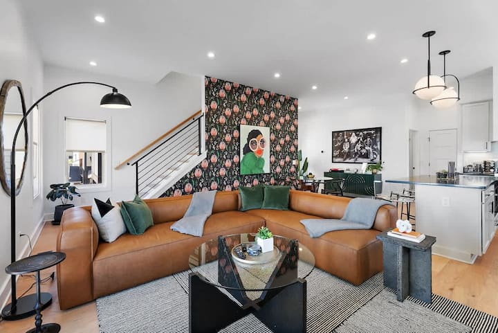 Lux Modern Home | Free Parking | 9 Min To Broadway - Nashville, TN