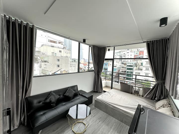 Ban Công Speacial - Chợ Bến Thành - Taibo House - Hô Chi Minh-Ville