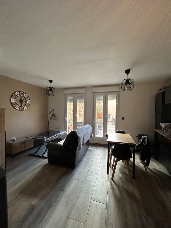 Location Appartement Estivale - Montagnac