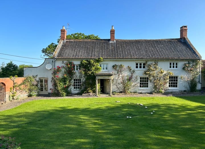 Beautiful Country Manor Estate - Glastonbury