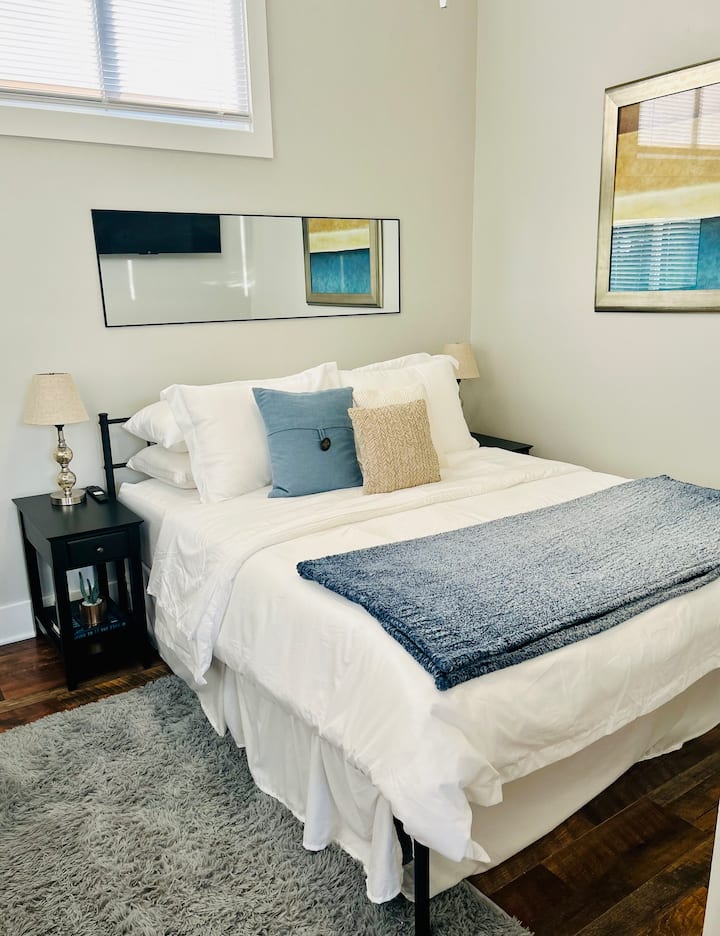 The Elli - Quaint Studio In Historic Fort Myers - Fort Myers, FL