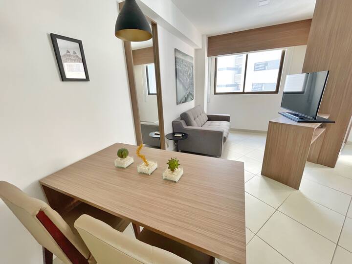 Belo Flat Decorado No Melhor De Boa Viagem - Recife