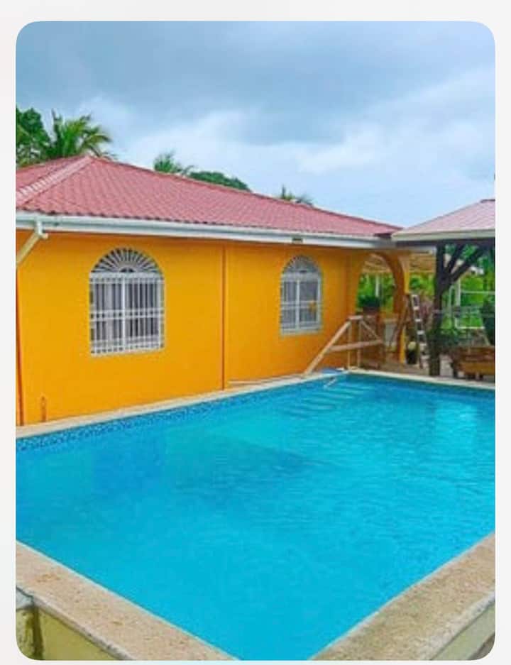 Casa Tia Maria Retreat - Belize