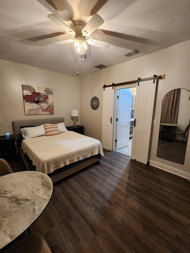 Private Guest Suite(s Of Dtwn) Full Kitchen & W/d - Orlando