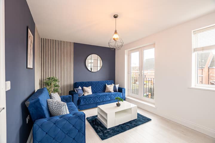 Long-term Discounts, Free Parking, Wifi - Lincoln