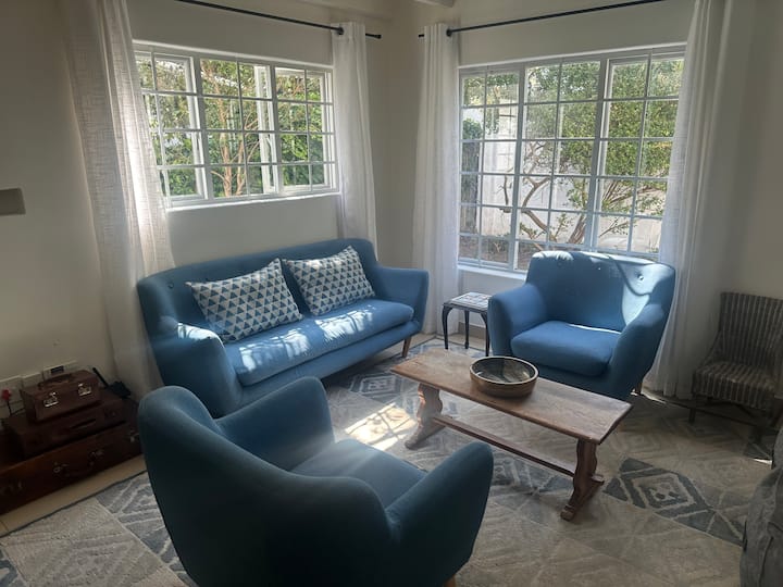 The Happiest Place On Earth - Summer & Beach! - Hermanus