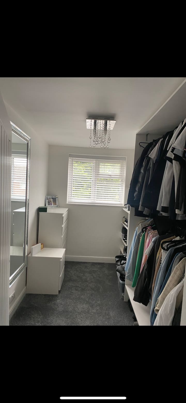 Cheltenham Race Week Rental - Tewkesbury