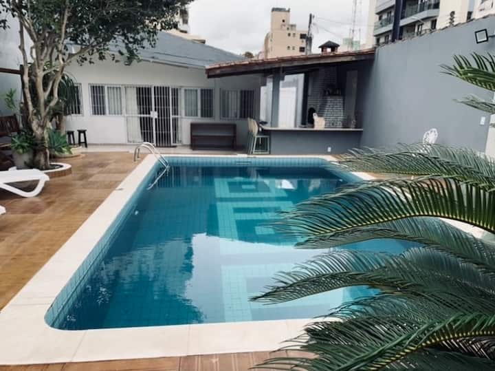 Especial Dia Das Mães | Casa Com Piscina 4suites - Santos, Brasil