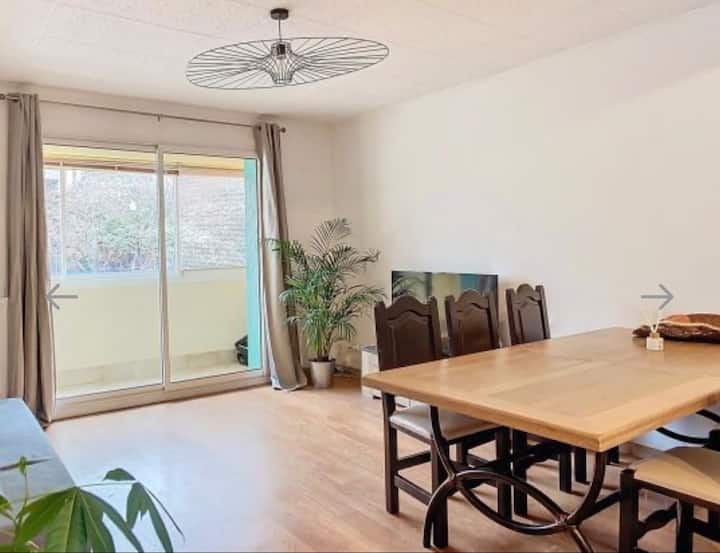 Appartement Pour 4 Personnes - Manosque