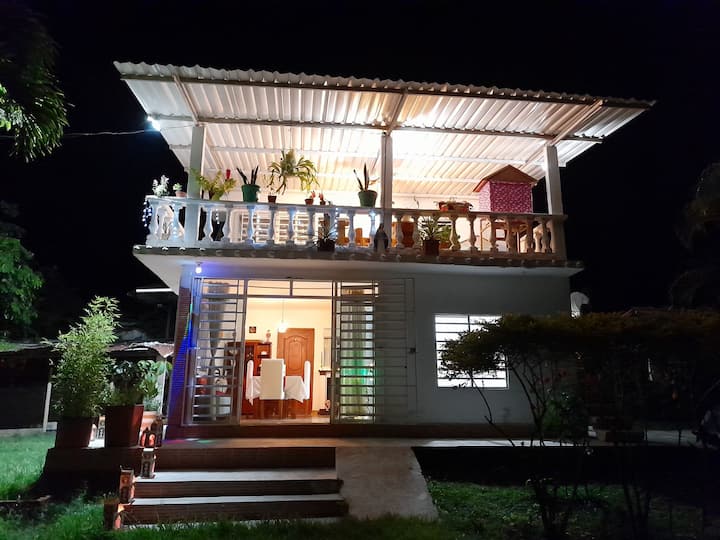 Granja Don Fabio
En El Municipio Del Parapente - Versalles