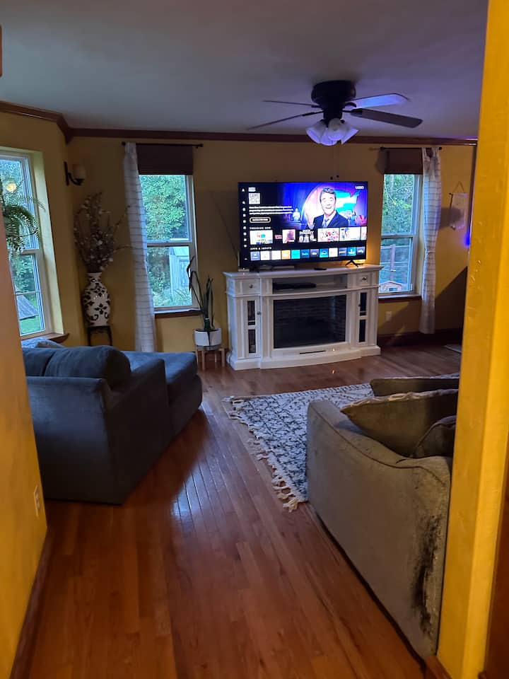 Country Cozy! - High Cliff State Park, Sherwood