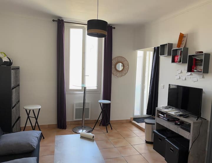 Appart Avec Balcon,centre Ville - Marseille