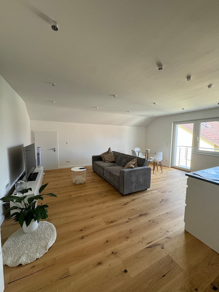 Moderne 2-zimmer-wohnung - Backnang
