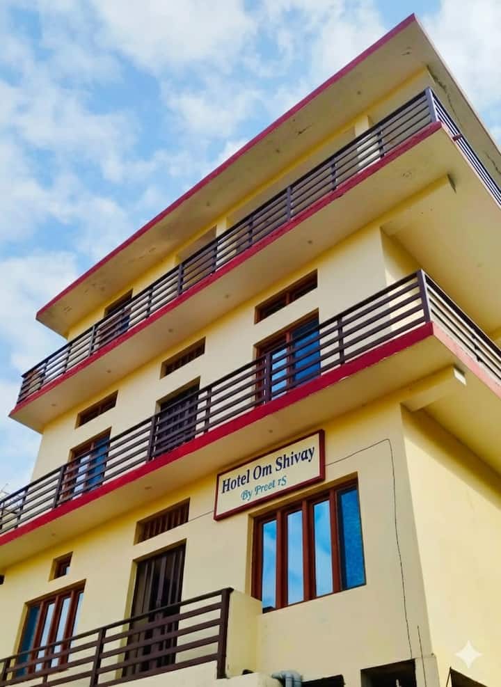 Hotel And Resort By Preet Rs - Barkot