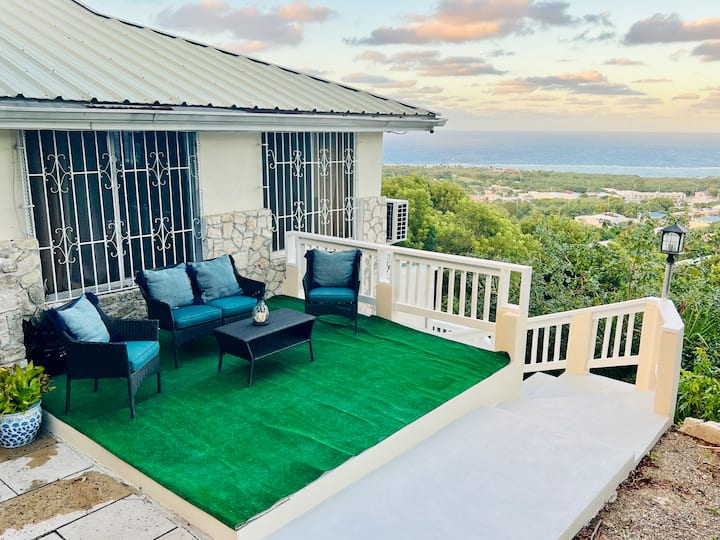 Casa Belle View: Modern Apartment With Ocean Views - U.S. Virgin Islands