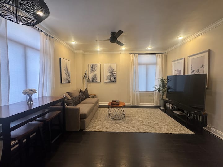 Coastal Dream 1bd Near Beach - Long Beach, CA