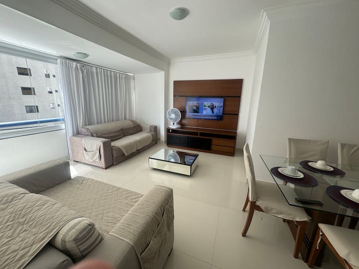 Apartamento 3/4 Amplo E Com óTima Localização - Salvador, Brazil