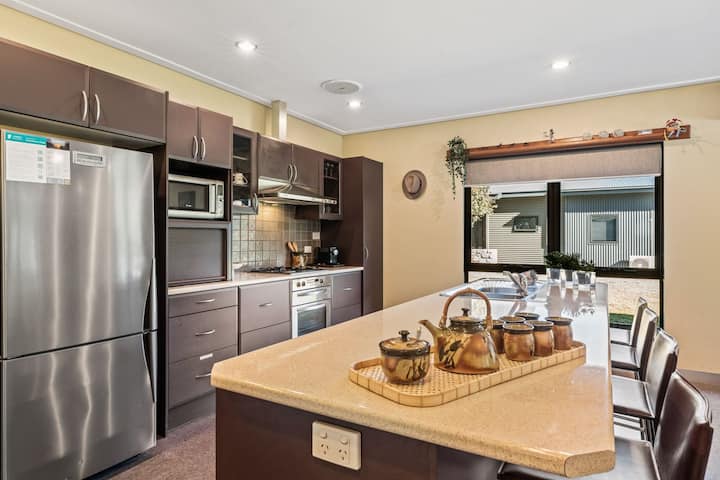 3br Lodge L Gym L Indoor Pool L Tennis L Wifi - Perisher Ski Resort