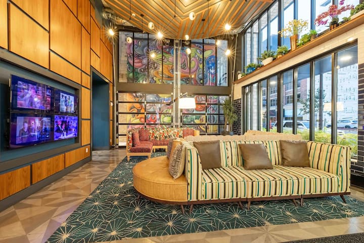 5 Star Luxury Studio With Unrivaled Amenities - University of Minnesota, Minneapolis