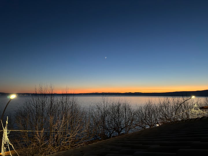 Fronte Lago , Mansarda Da Favola - Trevignano Romano