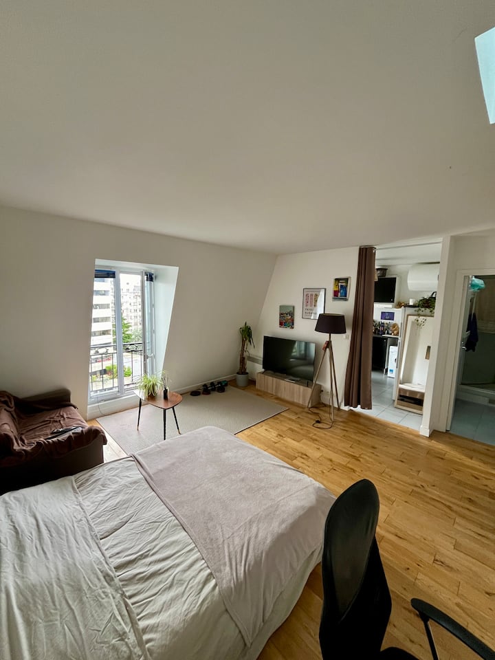 30 M² Très Calme Près Du Canal - Paris