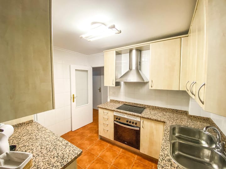 Piso Céntrico De 6 Habitaciones, 8 Camas - Santa Marta de Tormes