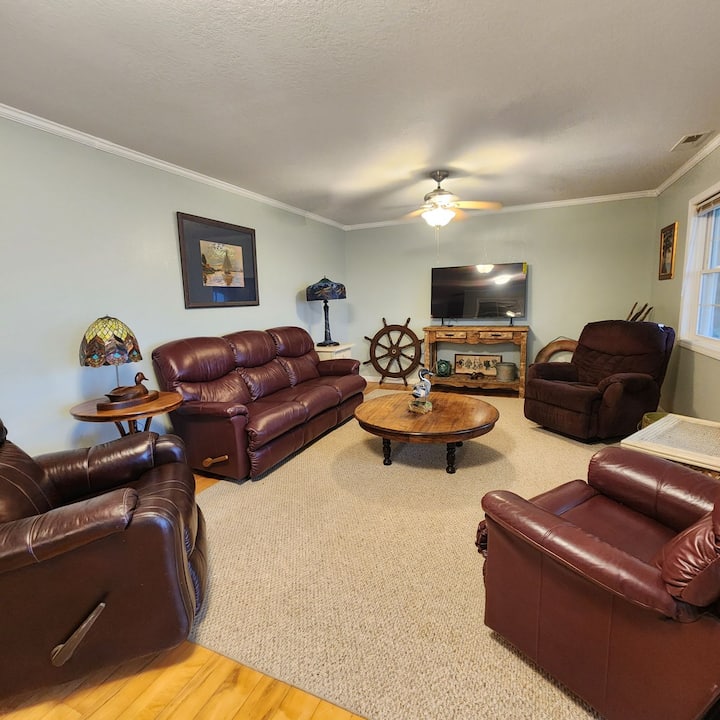 Lake It Easy, Lakeview, Pet Friendly - Kentucky Lake