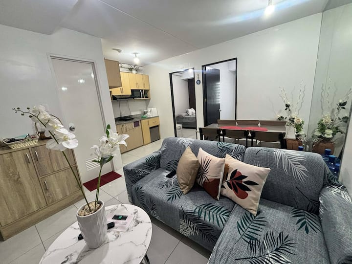 2br Cebu Condo Wifi, Netflix Up To 10pax - Cebu City